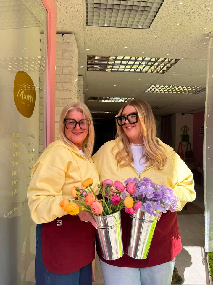 Mum’s Flower Shop to open on Stone High Street > A Little Bit of Stone